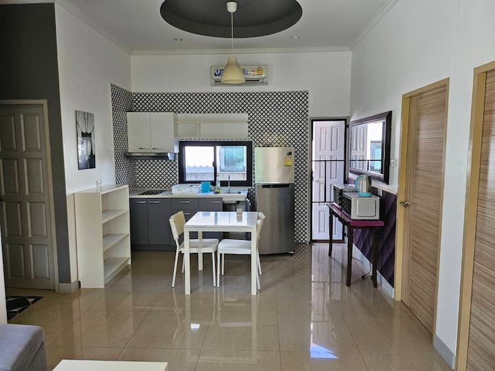 Soi Monmai 3 Rooms Private Villa - Hua Hin