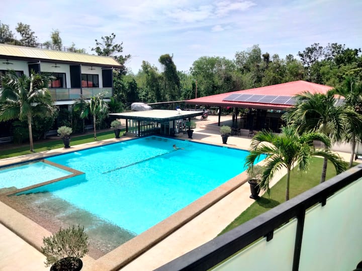 Clarmiro Tropical Too - Philippines