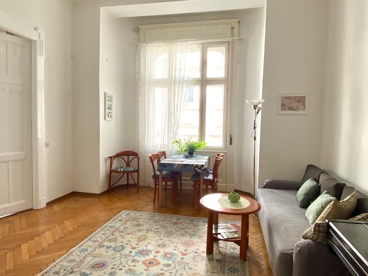 Sunny Apartment Near The Castle - Budapest