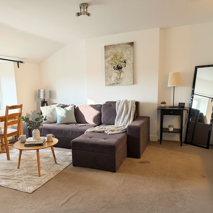 Apt 2 - Victoria Villas, Old Town, Swindon - Swindon