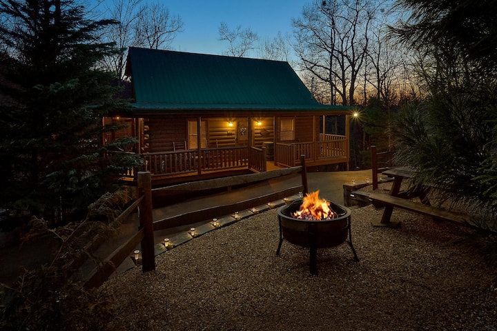 Affordable And Fun! Hot Tub | Fire Pit