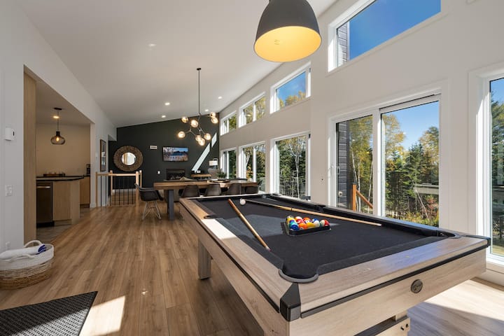 Okanagan 97: Spa, Billard & Vue Estivale - Baie-Saint-Paul