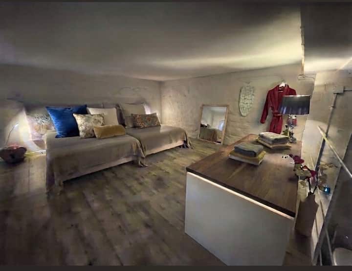 Comfortable Fully Equipped Apartment In Old Town - Barcelona