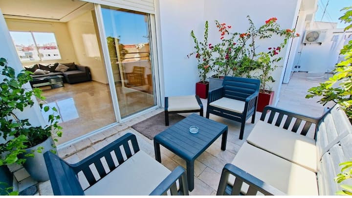 Grand Duplex Avec Terrasse Et 3 Chambres, Maarif - Casablanca