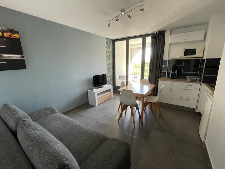 Carnon - Grand Studio (25m²), 5 Couchages, Parking - Mauguio