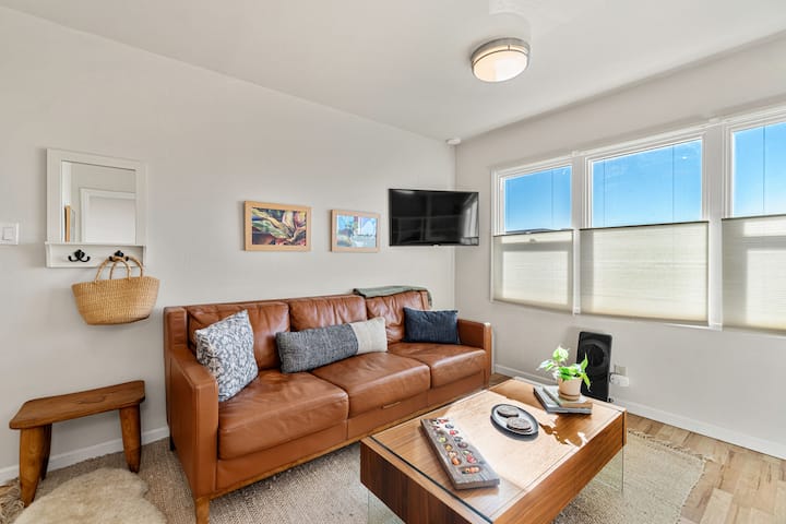 Downtown Arcata Farmers Market Apartment - Arcata, CA