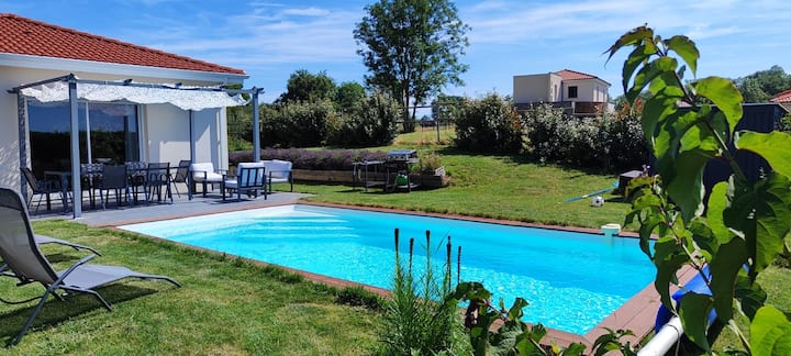 Maison Avec Piscine à 15 Min De Clermont-fd - Châtel-Guyon