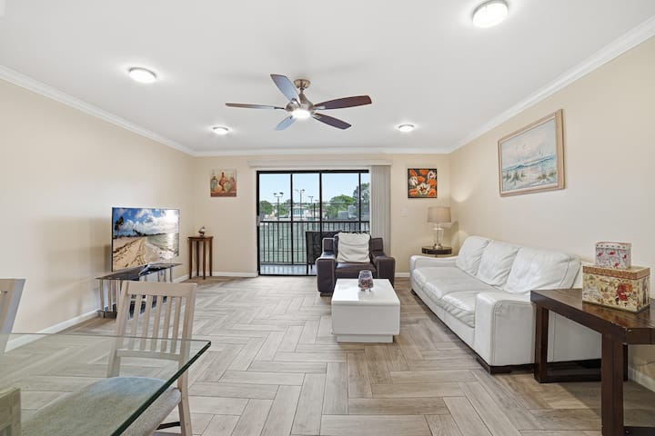 2/2 Fully Furnished Condo - Deerfield Beach, FL