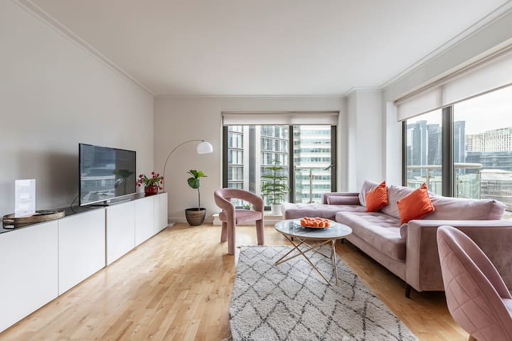 Large 2 Bed 2 Bath Apartment - 런던