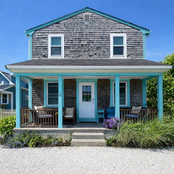 Easton Point Beach House - Newport, RI