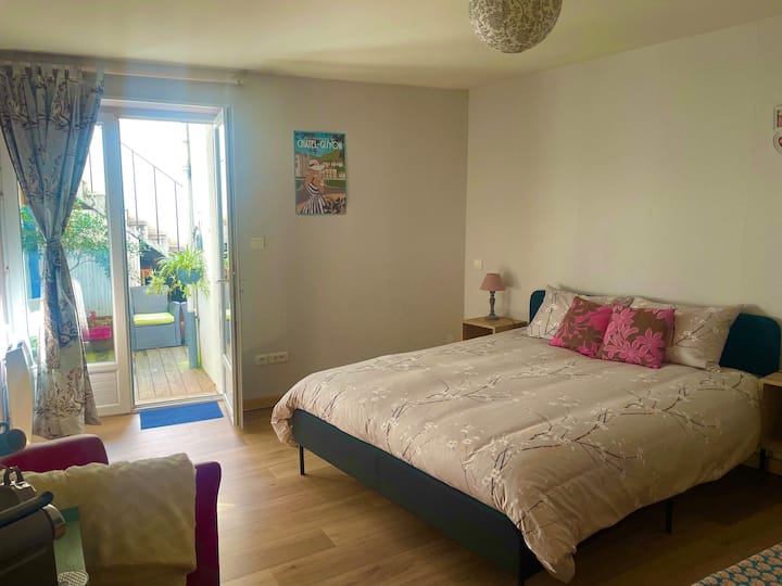 Chambre Cosy Avec Terrasse En Centre Historique - Riom