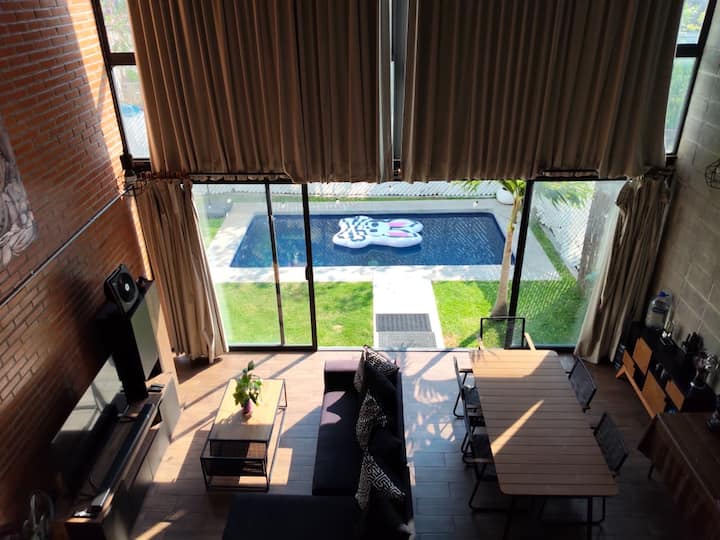 Casa Tipo Loft Con Alberca Propia - Morelos