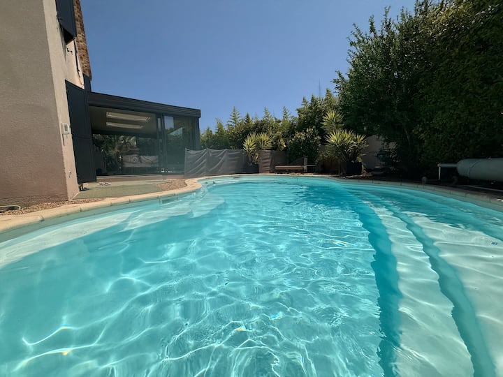 Chambre Et Salle De Bain Privée, Piscine - La Seyne-sur-Mer