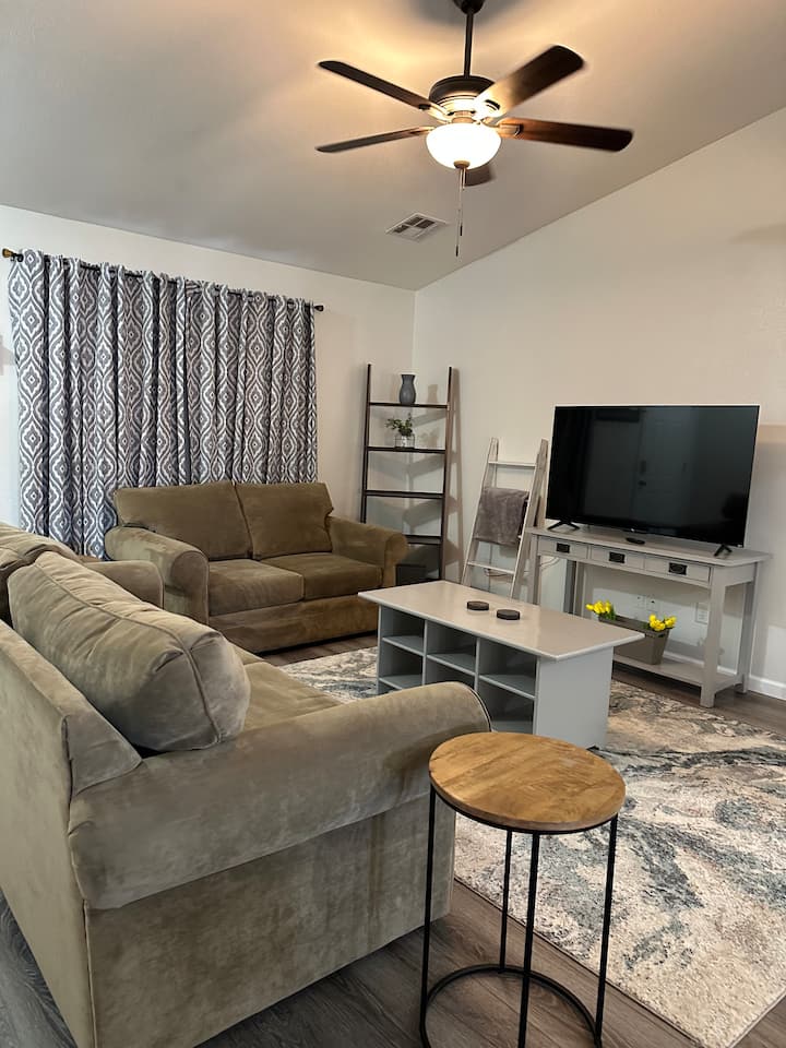 A Cozy Home Away From Home - Pahrump, NV