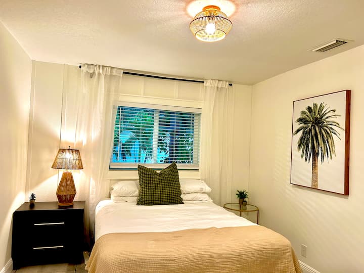 Location Location
Location
West Tampa! - Tampa, FL