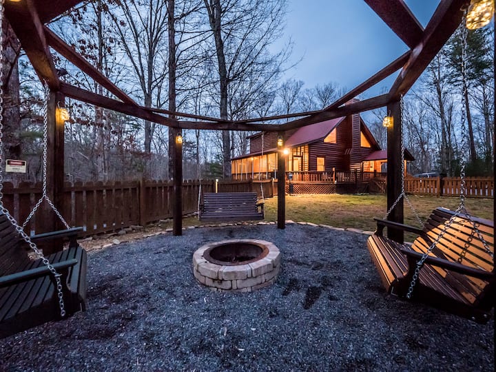 Wifi, Hot Tub, Fireplace, Fenced Yard, Ev Charger - Blue Ridge, GA