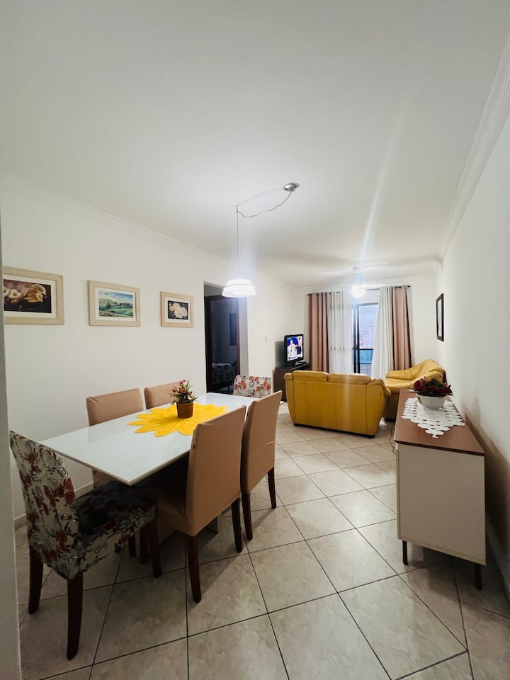 Lindo E Amplo Apartamento Na Praia Grande. - Praia Grande