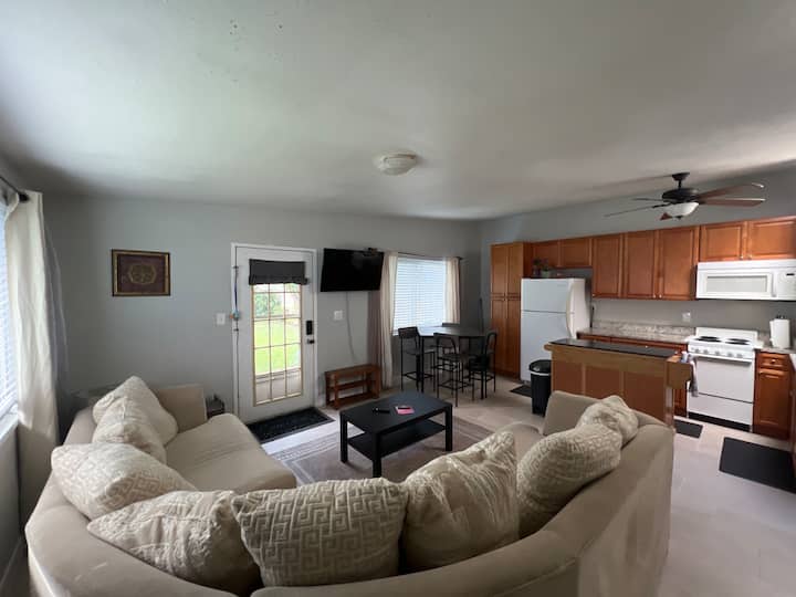 Private  1/1 Townhome Centrally Located In Orlando - Aéroport international d'Orlando (MCO)