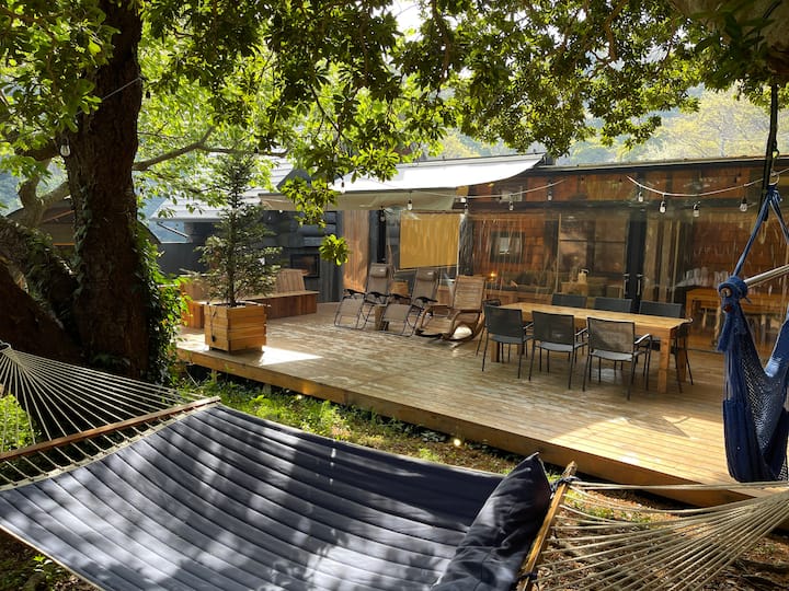 【The Tree】tiny Baseの集大成。広々デッキでbbq♪さあみんなで最幸の思い出を!! - Shimoda
