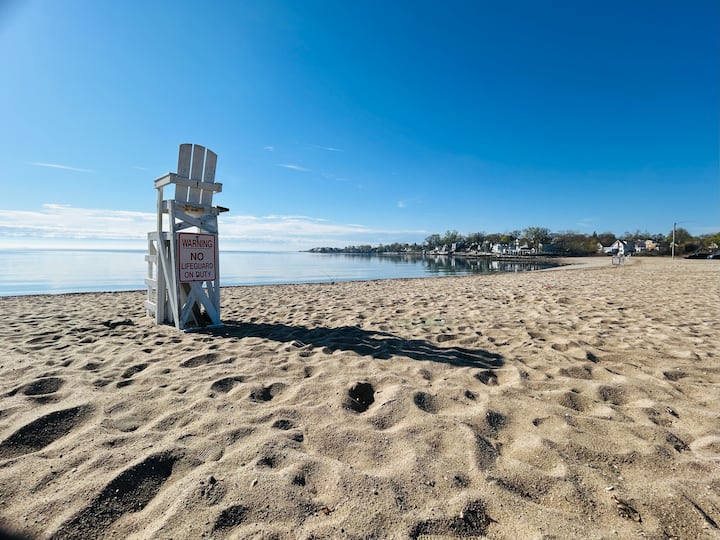 Steps To Beach | Seascape 2br - Stamford, CT