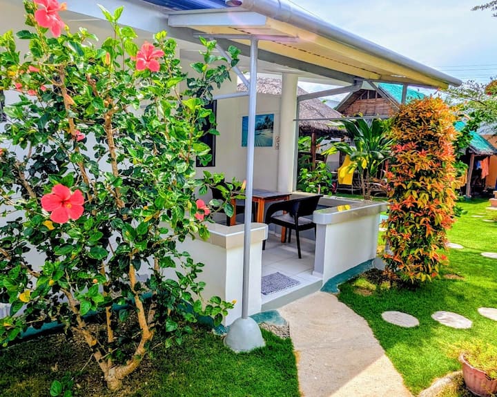 Astillo's Guest Houses #4 Ac/hot Shower - Moalboal