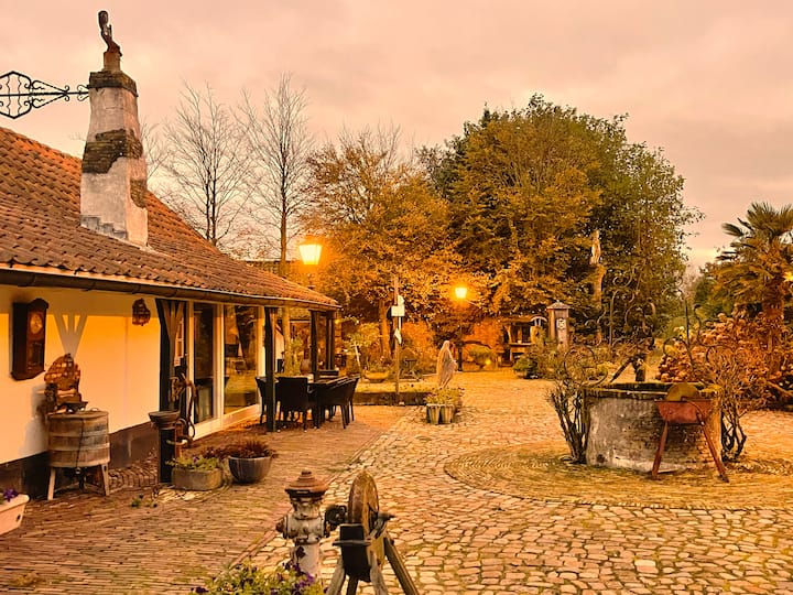 Charmante Studio Voor 2, 4 Of 6 - Lisse