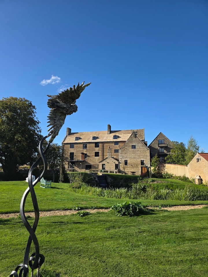The Mill House At Mr. Molecey's Marvellous Mill - Stamford