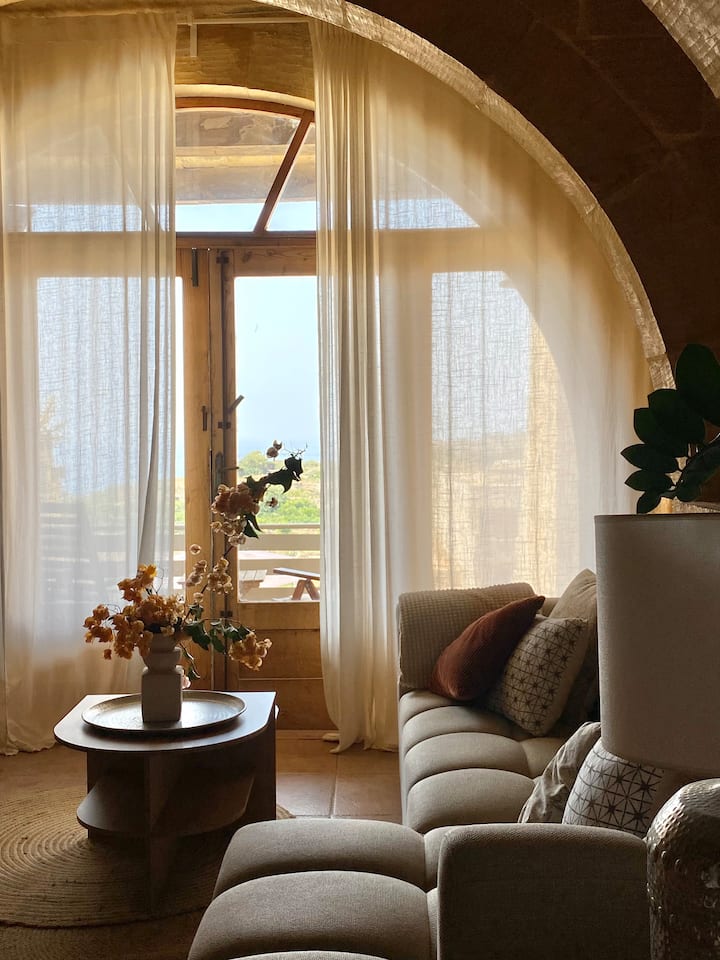 Ta Cetta Farmhouse Blue Lagoon Views + Pool - Malta