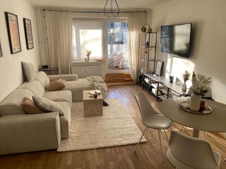 Schönes, Modernes Apartment Mit Terasse/nahe Kanal - Hamburgo