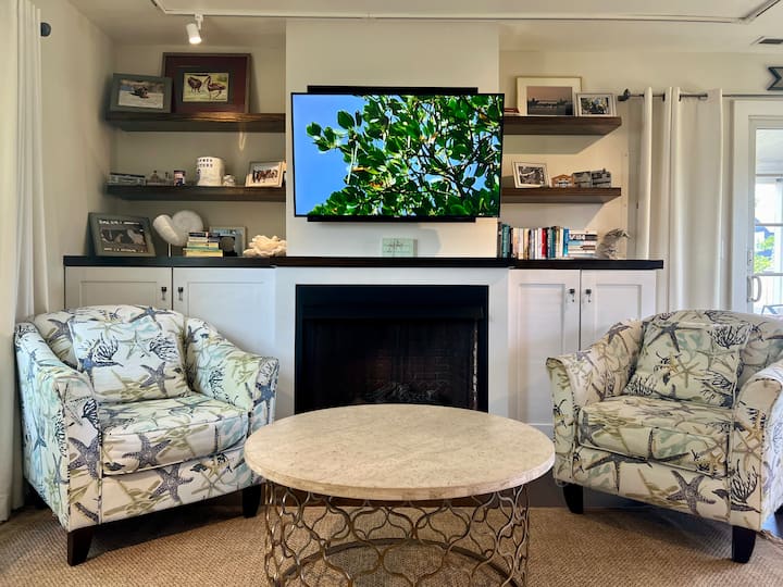 Seas The Day Getaway ~ Pool ~ Only 3 Mi To Beach - Chincoteague, VA