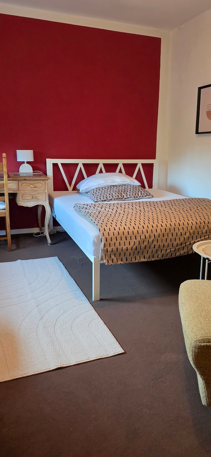 Private Room With Private Shower & Separate Toilet - Saarland