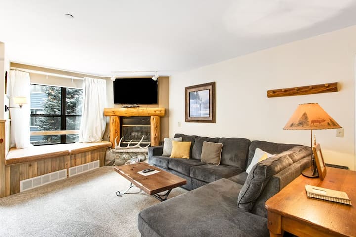 2br Downtown Condo W/ Pool, Hot Tub, & Sauna - Breckenridge, CO