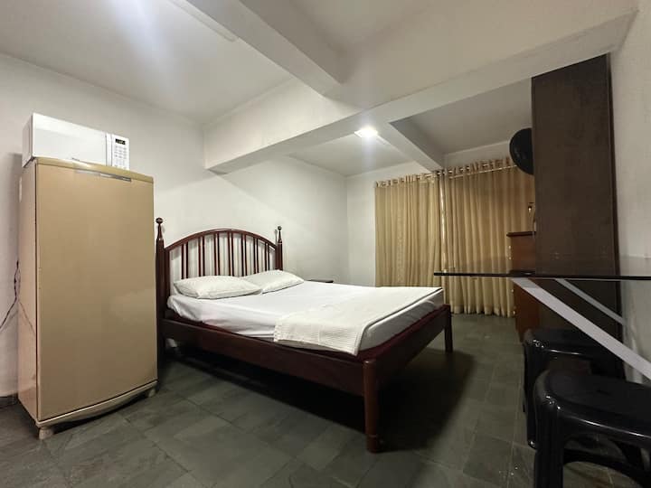 Quitinete - óTima Localização - Goiânia