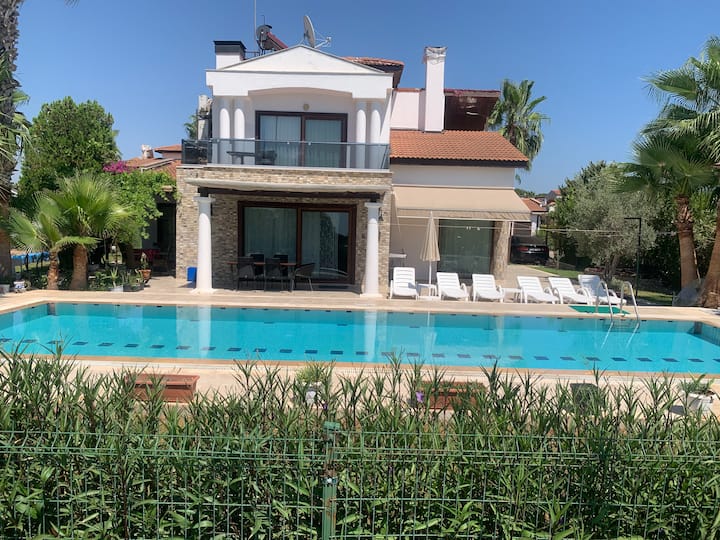 3 Bedroom Villa With Private Pool In Antalya - Lara Beach