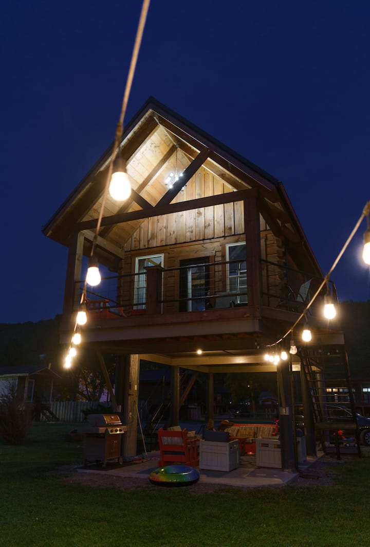 Lazy Bear Log Cabin - Watoga State Park, Marlinton