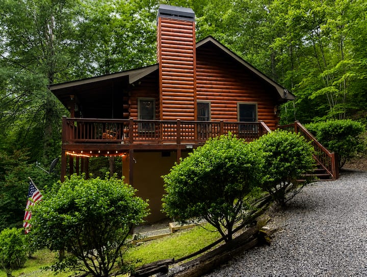 Welcome To "Bearadise!" In Beautiful Blue Ridge! - Cherry Log, GA