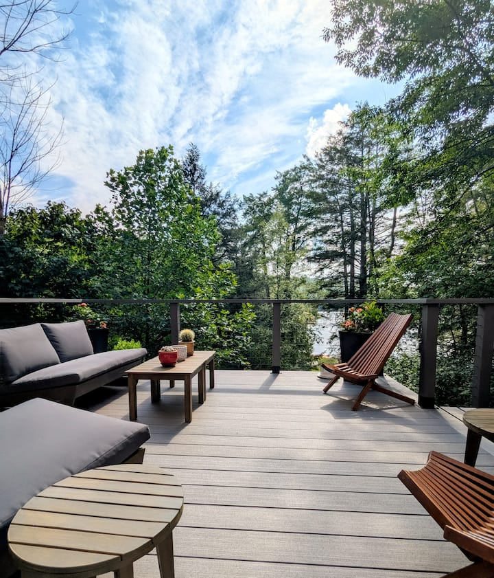 Modern  Catskills Lakehouse - Bethel
