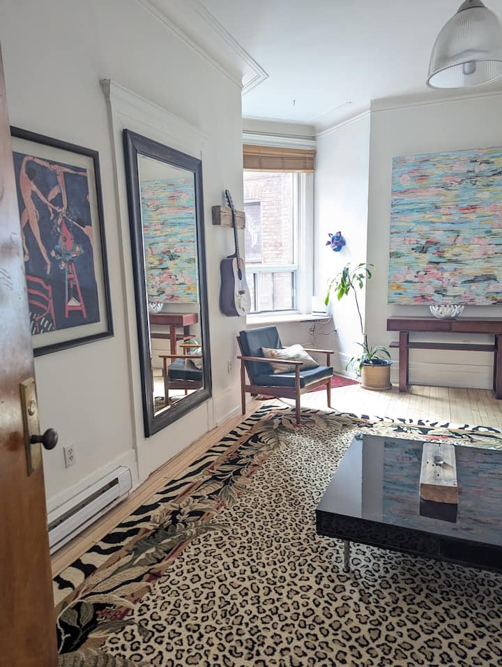 Sunny Artist Home Near Mcgill Hospital. Ndg - LaSalle