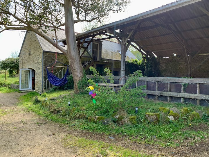 Gîte L’écurie 5 Min Des Plages Et De Pont-croix. - Plogoff