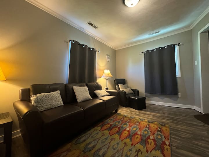 Cozy Home - Charleston, WV