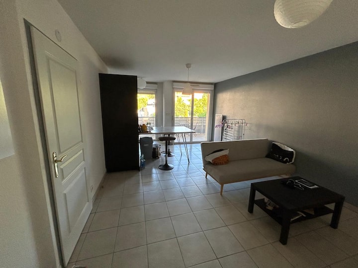 T2 Avec Balcon Dans Résidence Sécurisée - L'Isle-Jourdain