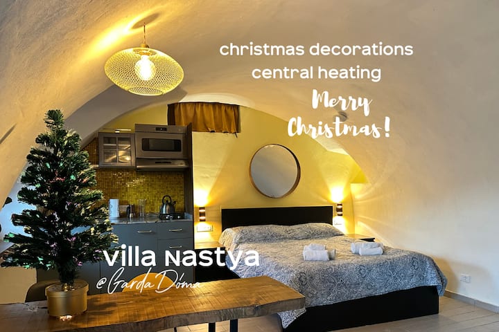 Lakeview Studio With Patio. Villanastya @Gardadoma - Lake Garda