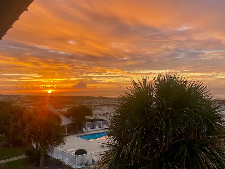 Beautiful Beachfront In Gulf Shores Plantation - Floride