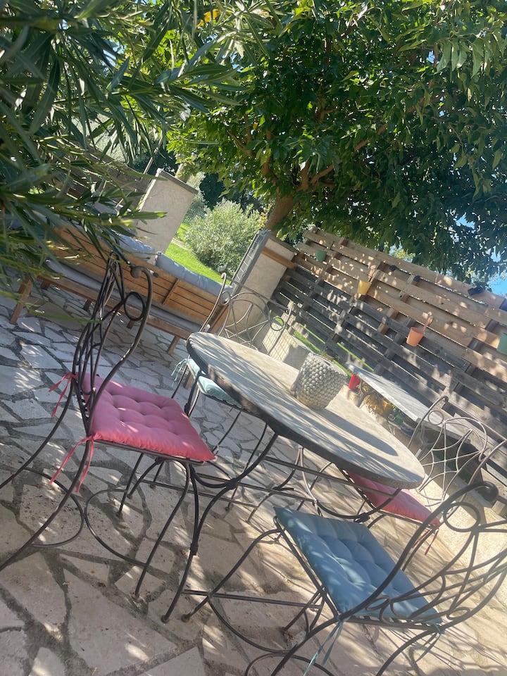 Location Tarascon Proche Saint-rémy -De-provence - Tarascon