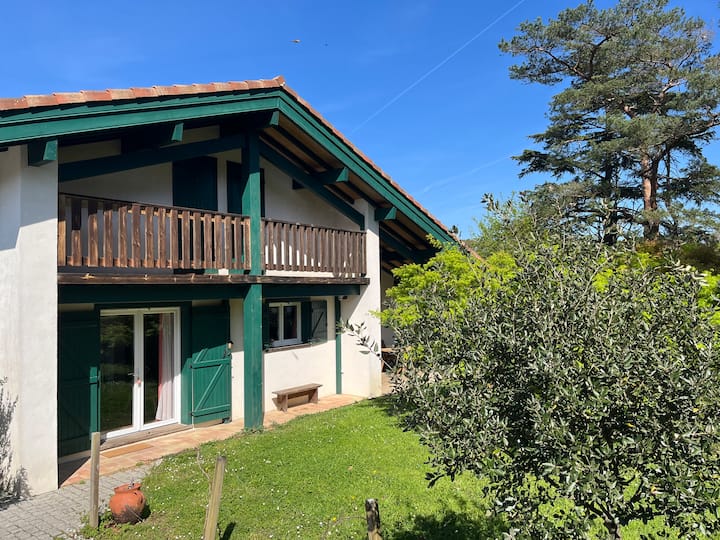 Gite Traditionnel Basque Récent Proche Village - Ascain