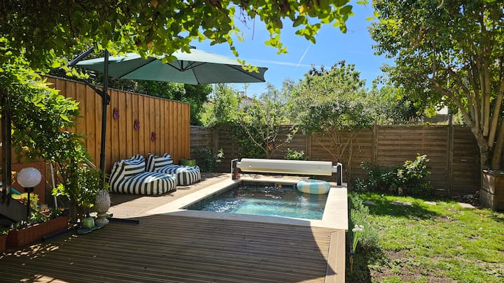 Echoppe De Charme Avec Piscine+climatisation - Bordeaux