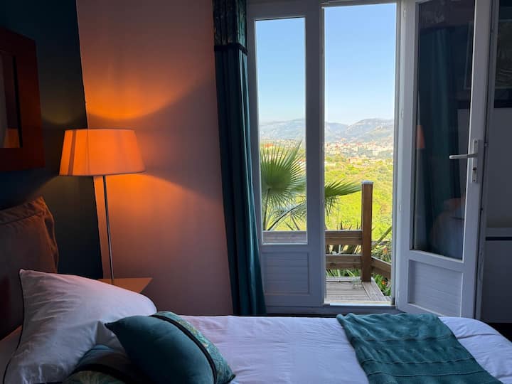 Appartement Dans Villa, Vue Panoramique Et Piscine - Nice