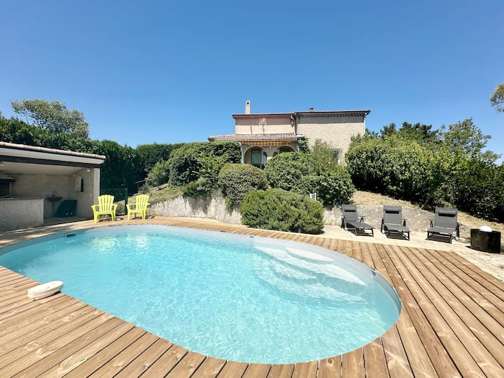 Grande Villa 6 Pers Piscine Et Cadre Verdoyant - Valence, France