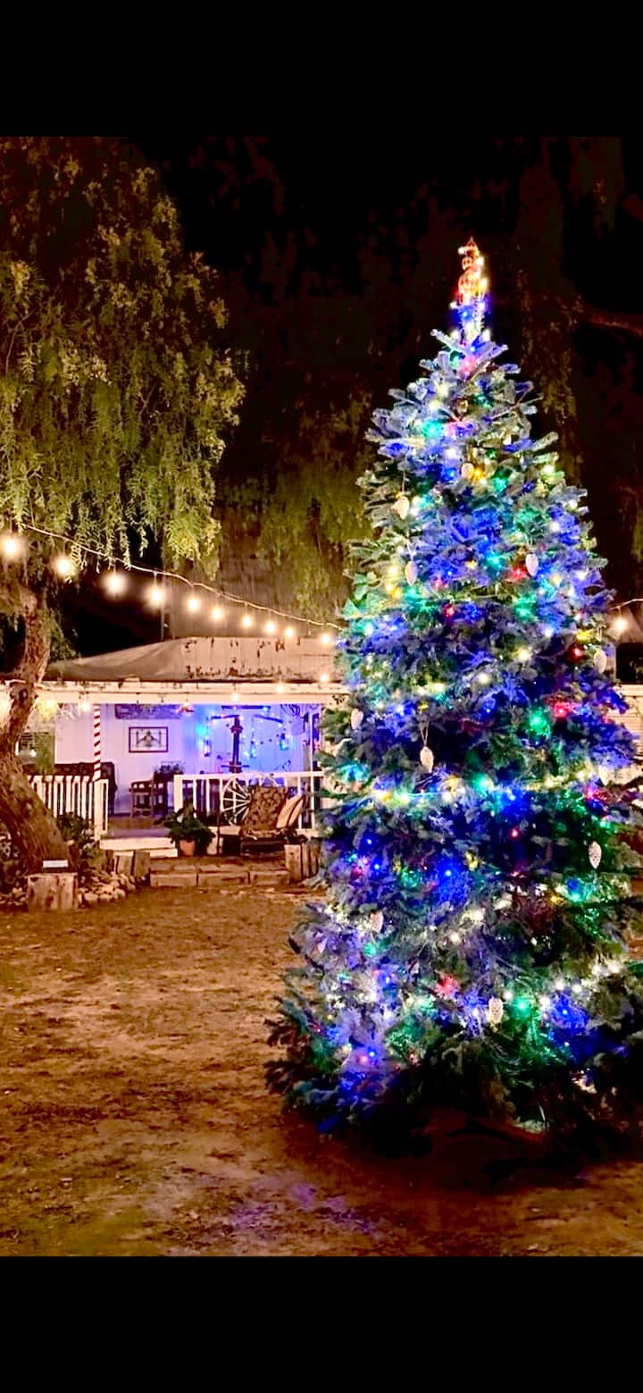 Relax On The Farm - Santa Paula, CA