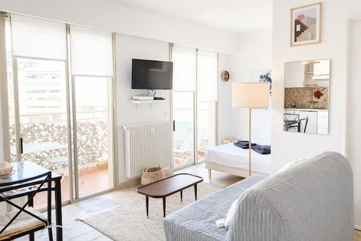 Studio Climatisé Et Terrasse Proche Centre, Plages - Mougins